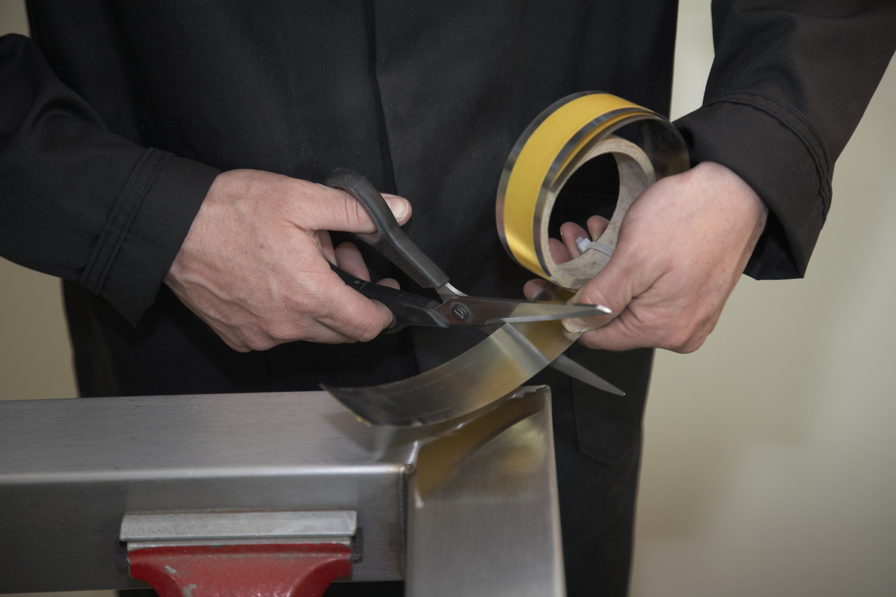 How Do I Achieve a 240 Grit Finish On Stainless Steel? - Abrasive ...